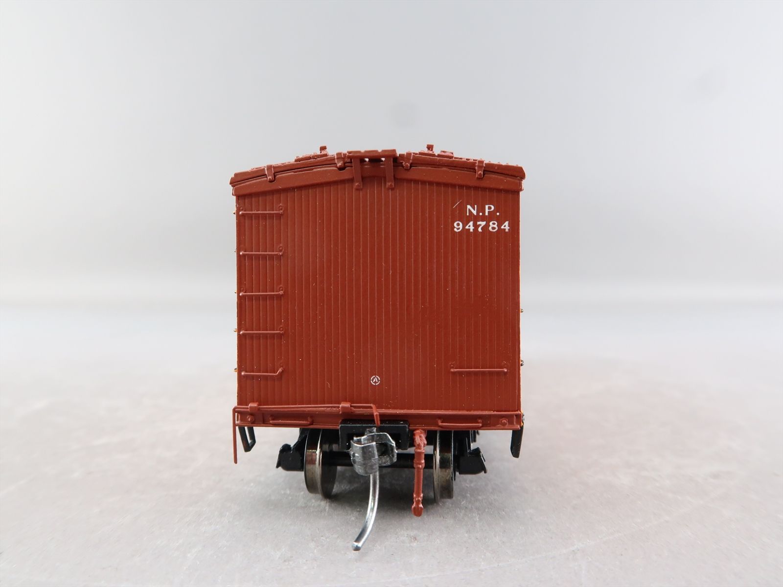 HO Brass Model - W&R NP Northern Pacific Wood Reefer Version 2 Orange ...