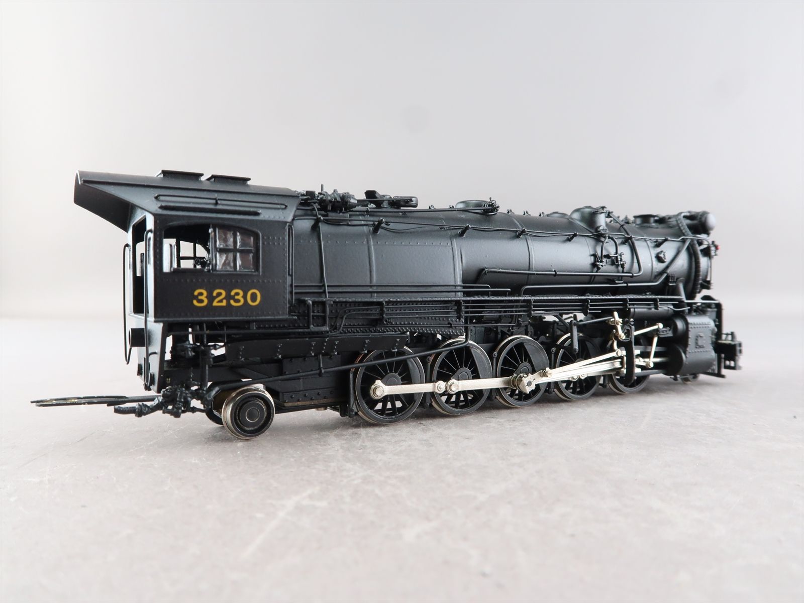HO Brass Model - NJCB ST-201A NH New Haven L-1 2-10-2 Pilot Mounted ...