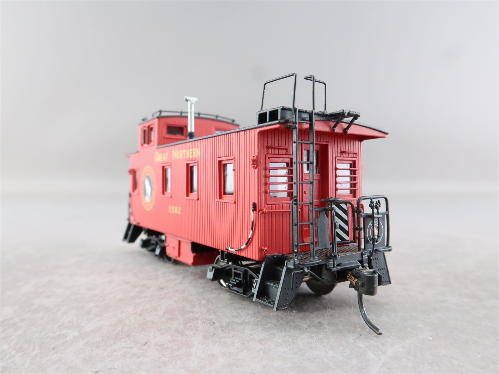 HO Brass Model - CIL 2233.1 GN Great Northern 25' Wood Caboose Later ...