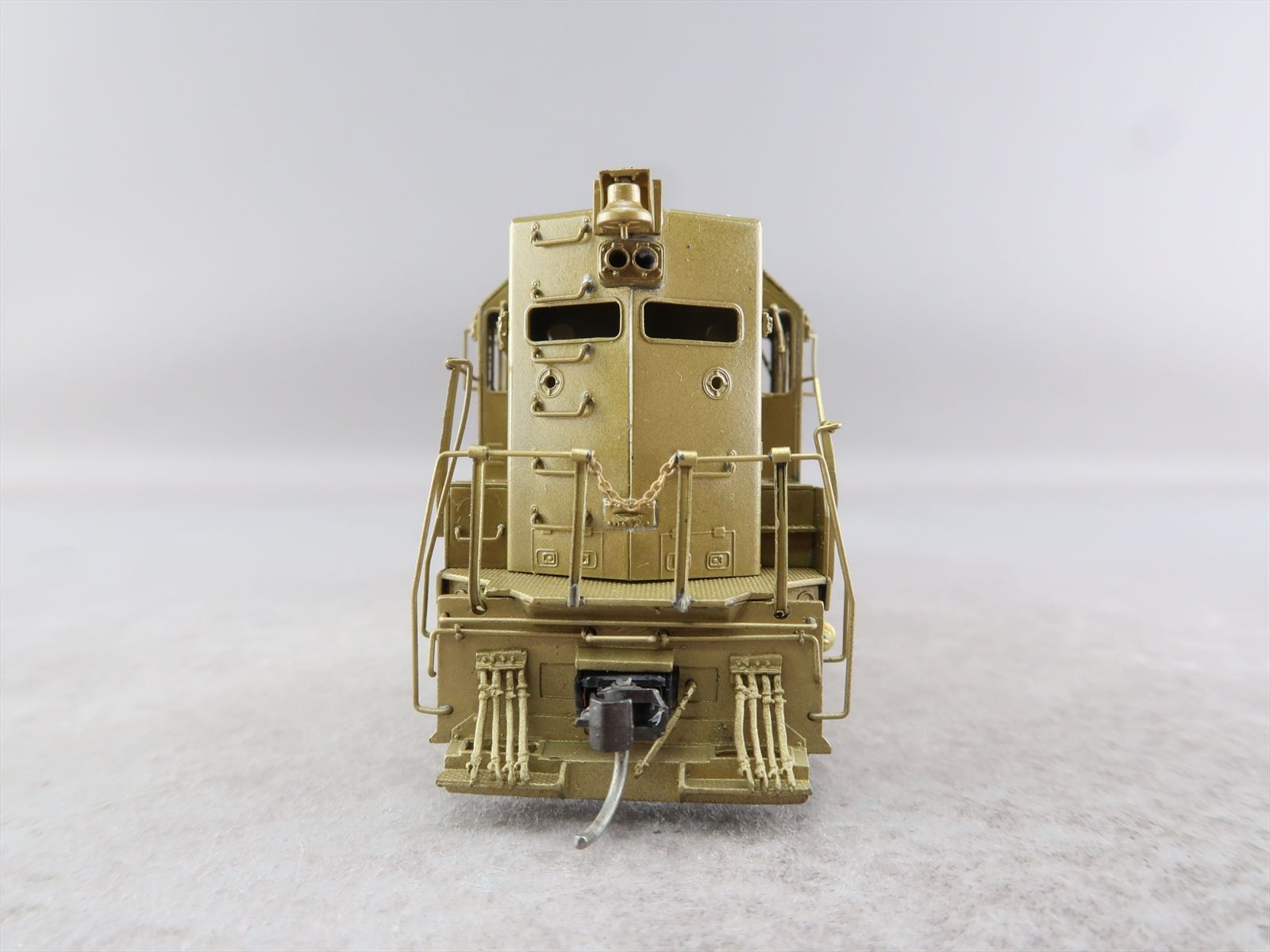 HO Brass Model - OMI 1818 EMD GP-35 High Hood - Unpainted - 1982 Run - Ajin